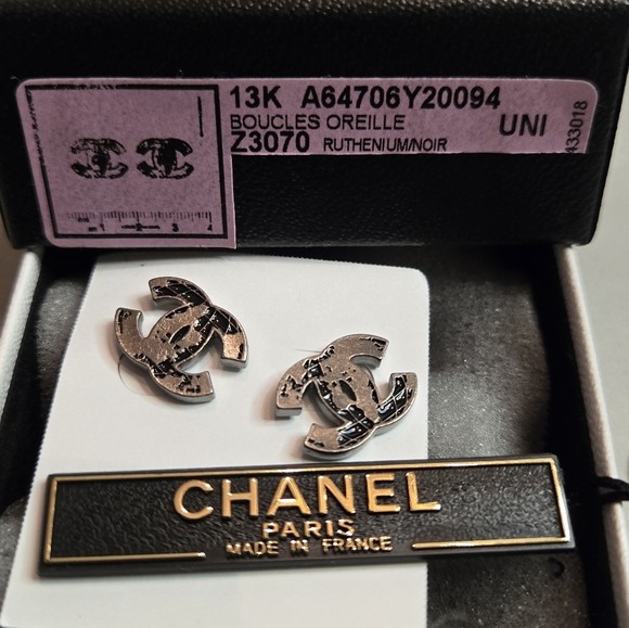 CHANEL | Jewelry | Chanel World Map Cc Earrings 23 | Poshmark